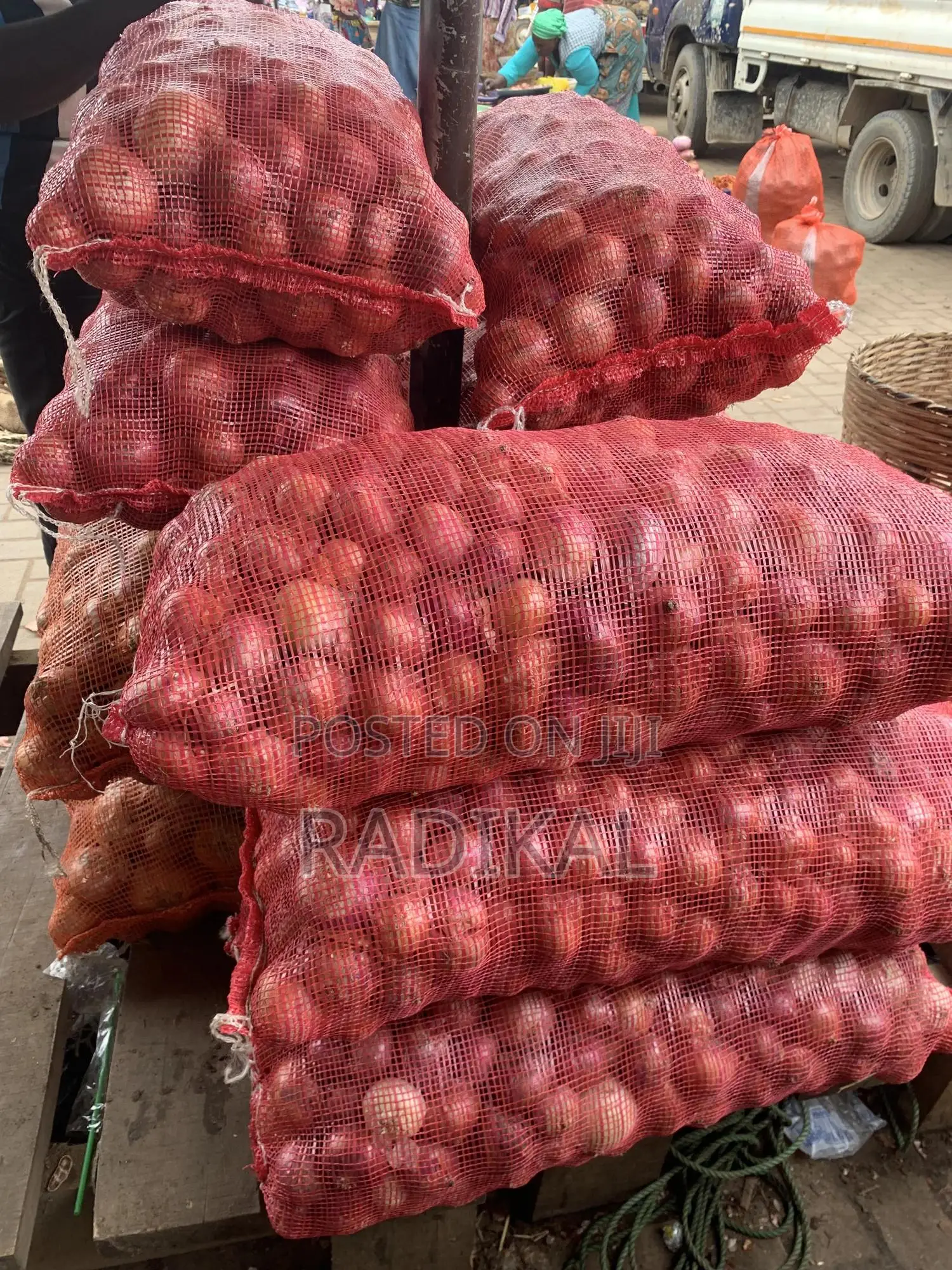 Quality Onion in Pokuase - Food & Beverages, Radikal Ranking | Jiji.com.gh