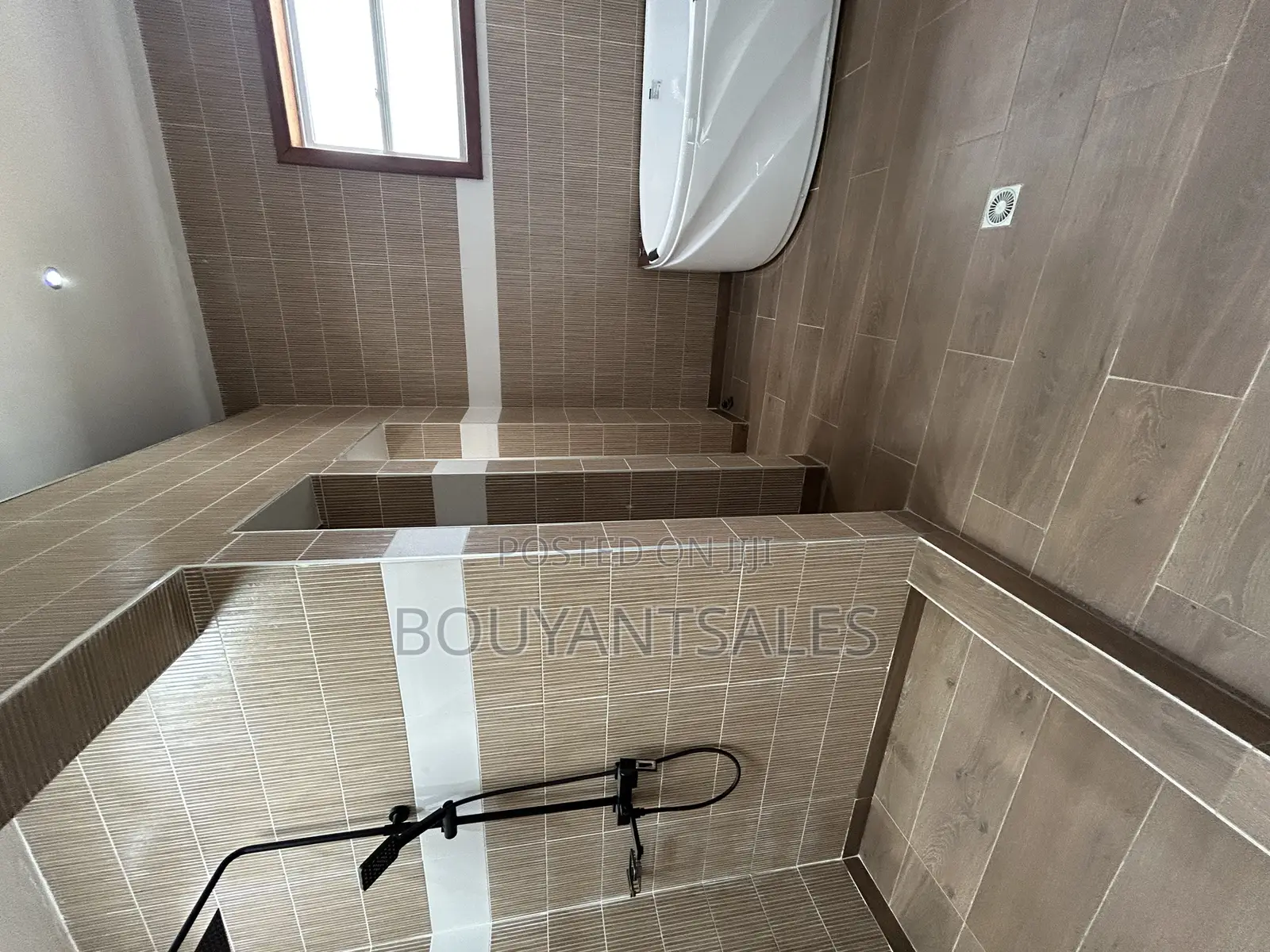 6bdrm House in East Legon for sale in East Legon - Houses & Apartments ...