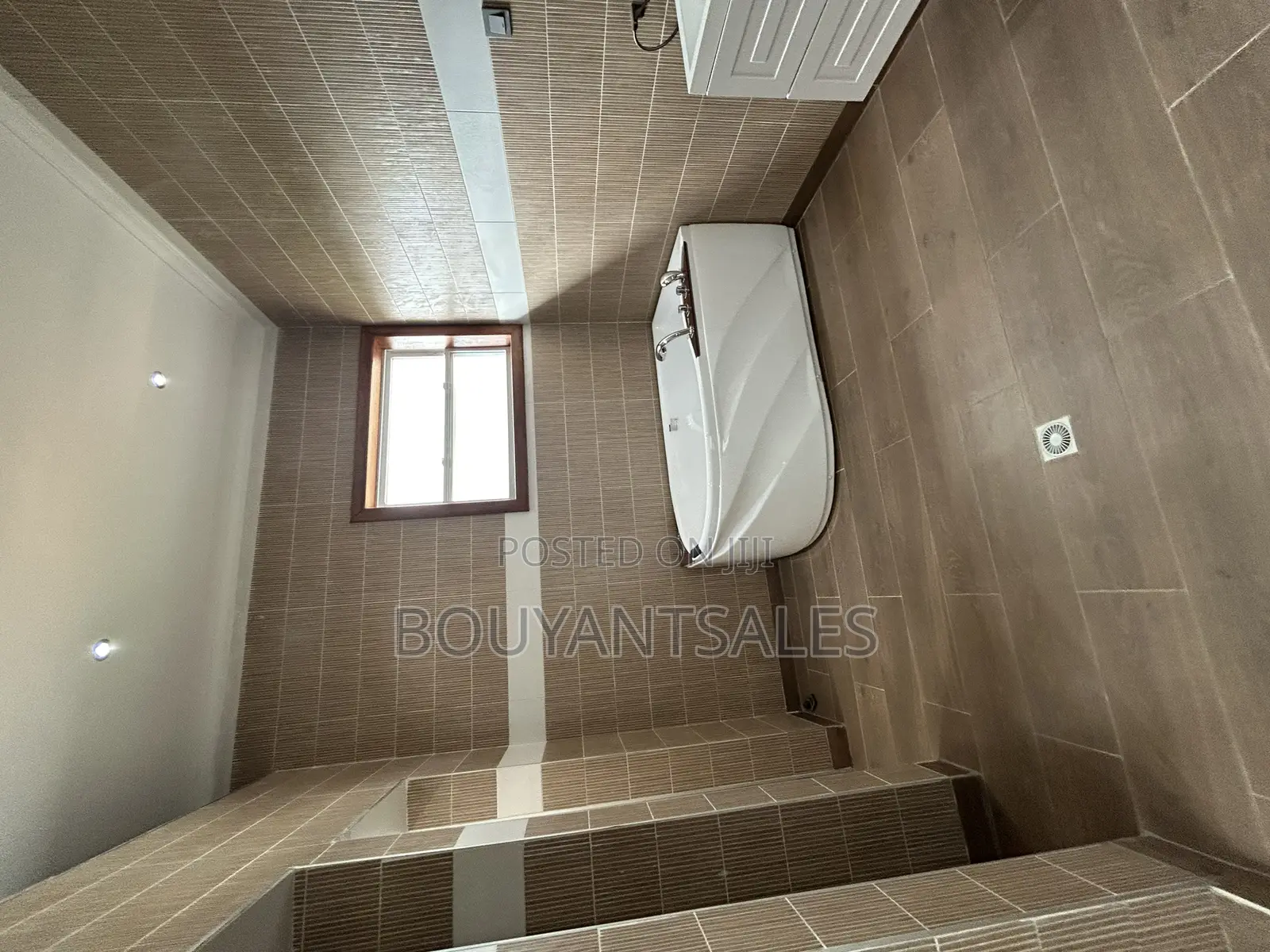 6bdrm House in East Legon for sale in East Legon - Houses & Apartments ...