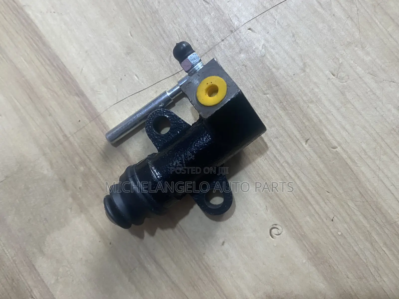 Down Clutch Pot Nissan Hardbody in Darkuman - Vehicle Parts ...