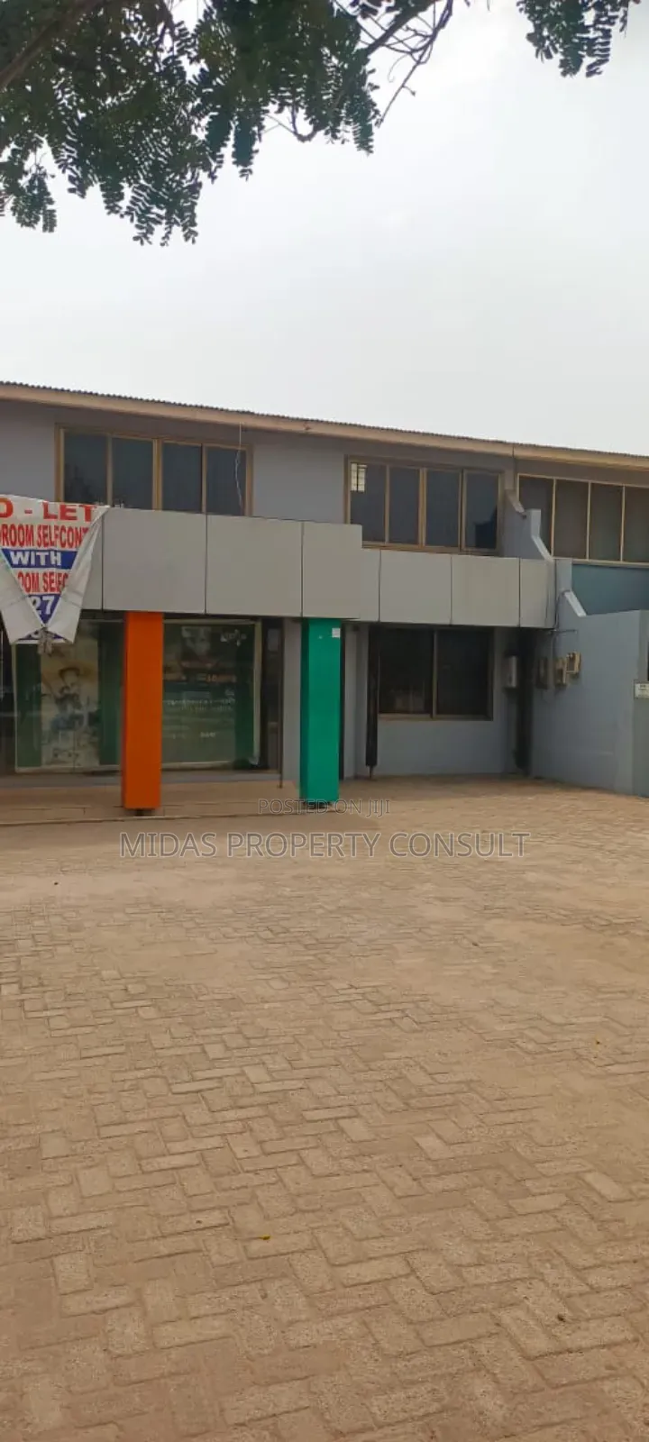 Banking Hall, Office Space for Rent at Tema Community 1 in Tema ...