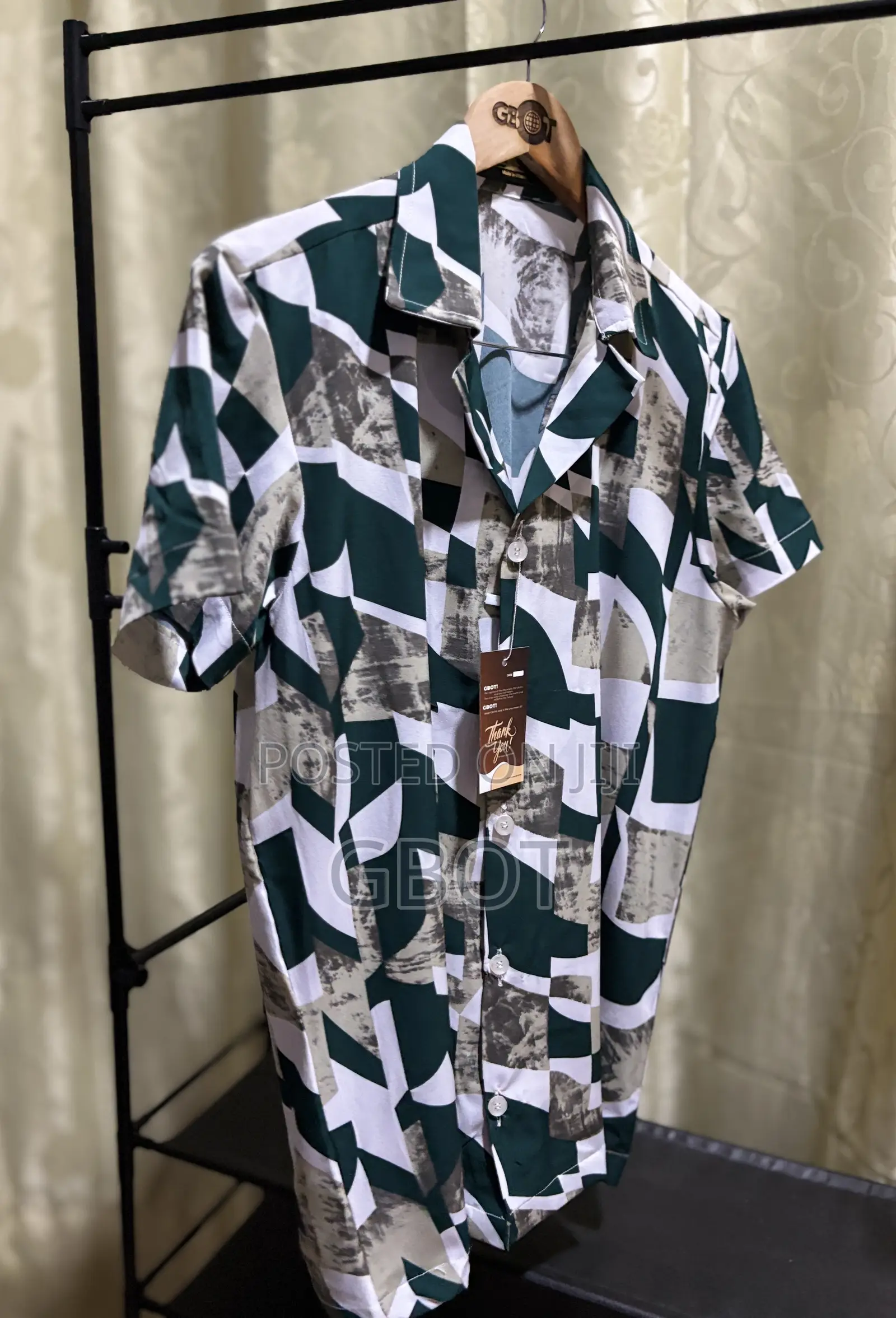 Gbot - Vintage Shirt in Tema Metropolitan - Clothing, Kenson Shop ...