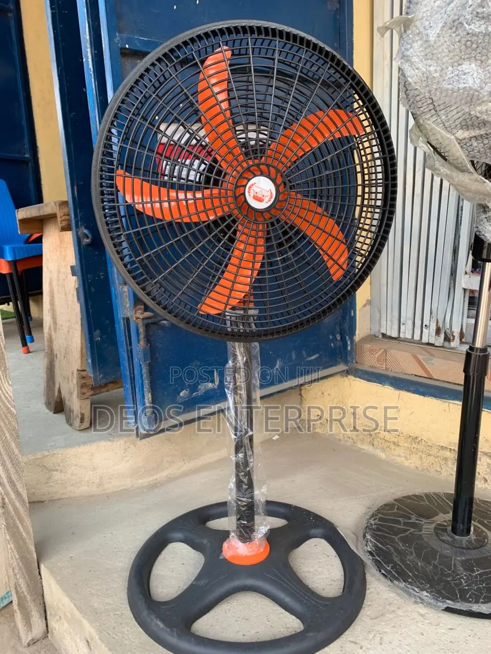 Good Star: A Super Quiet Motor Fan With 3 Levels of Speed Quality in ...