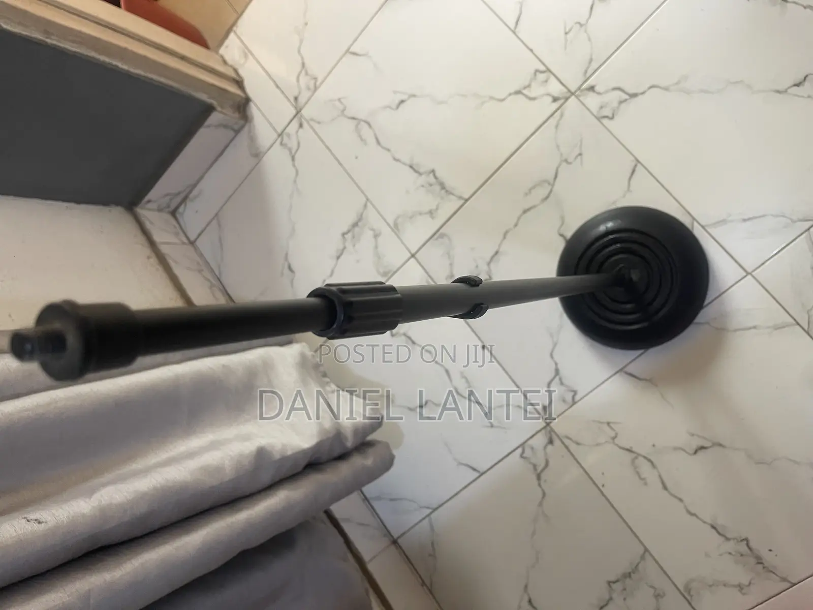 Alctron Pf48v Acoustic Shield + Pop Filter + Microphone Stand in Labone ...