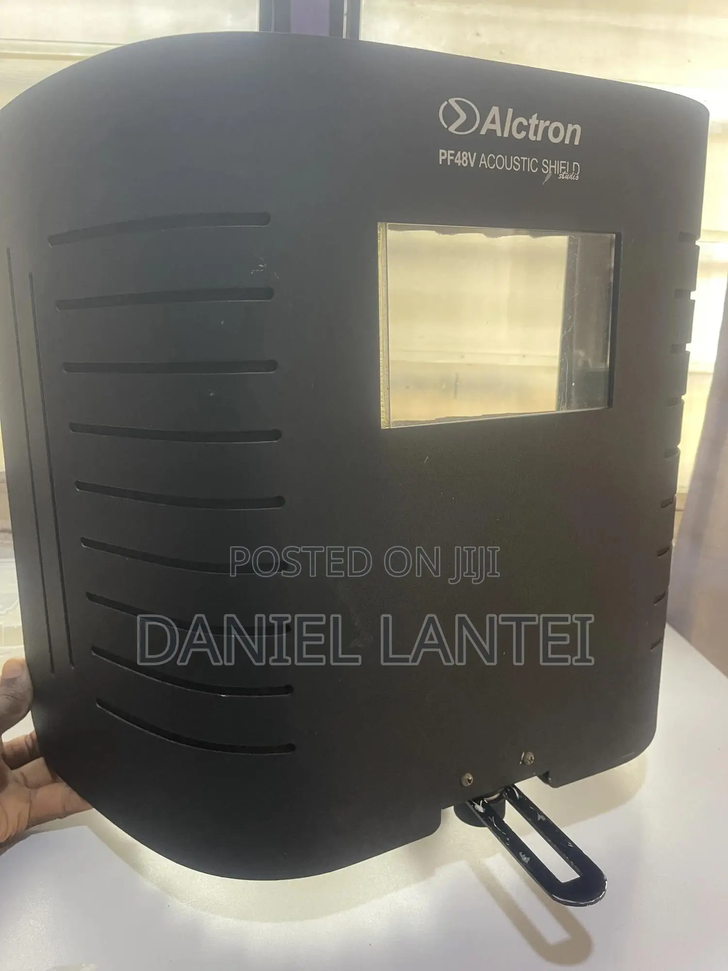 Alctron Pf48v Acoustic Shield + Pop Filter + Microphone Stand in Labone ...