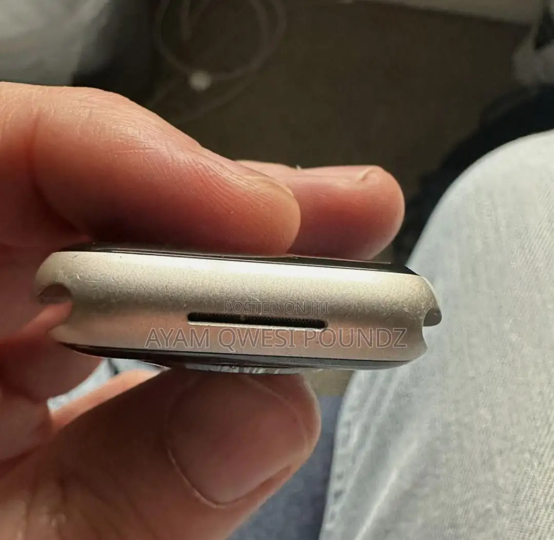 Apple Series 4 Watch in Ridge - Smart Watches, Ayam Qwesi Poundz | Jiji ...