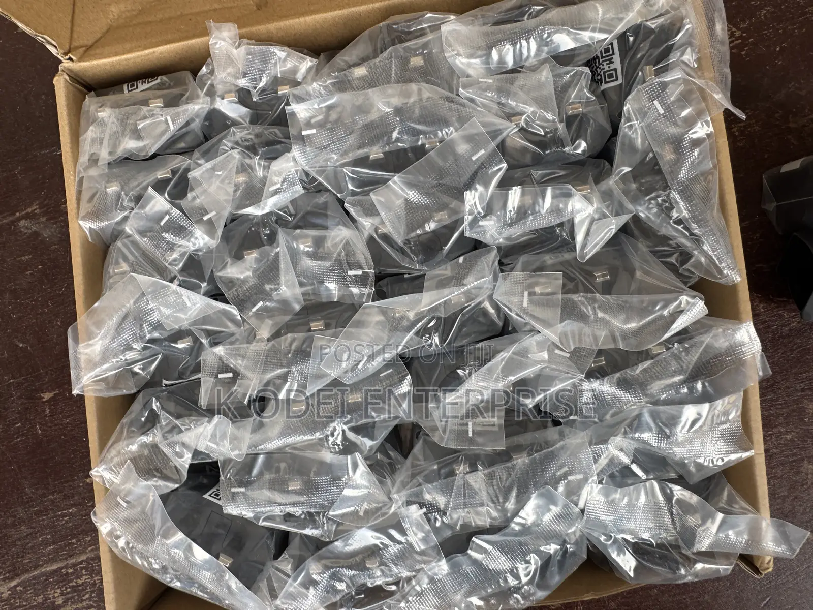 Chargers and Travel Adaptors in Accra Metropolitan - Accessories for ...