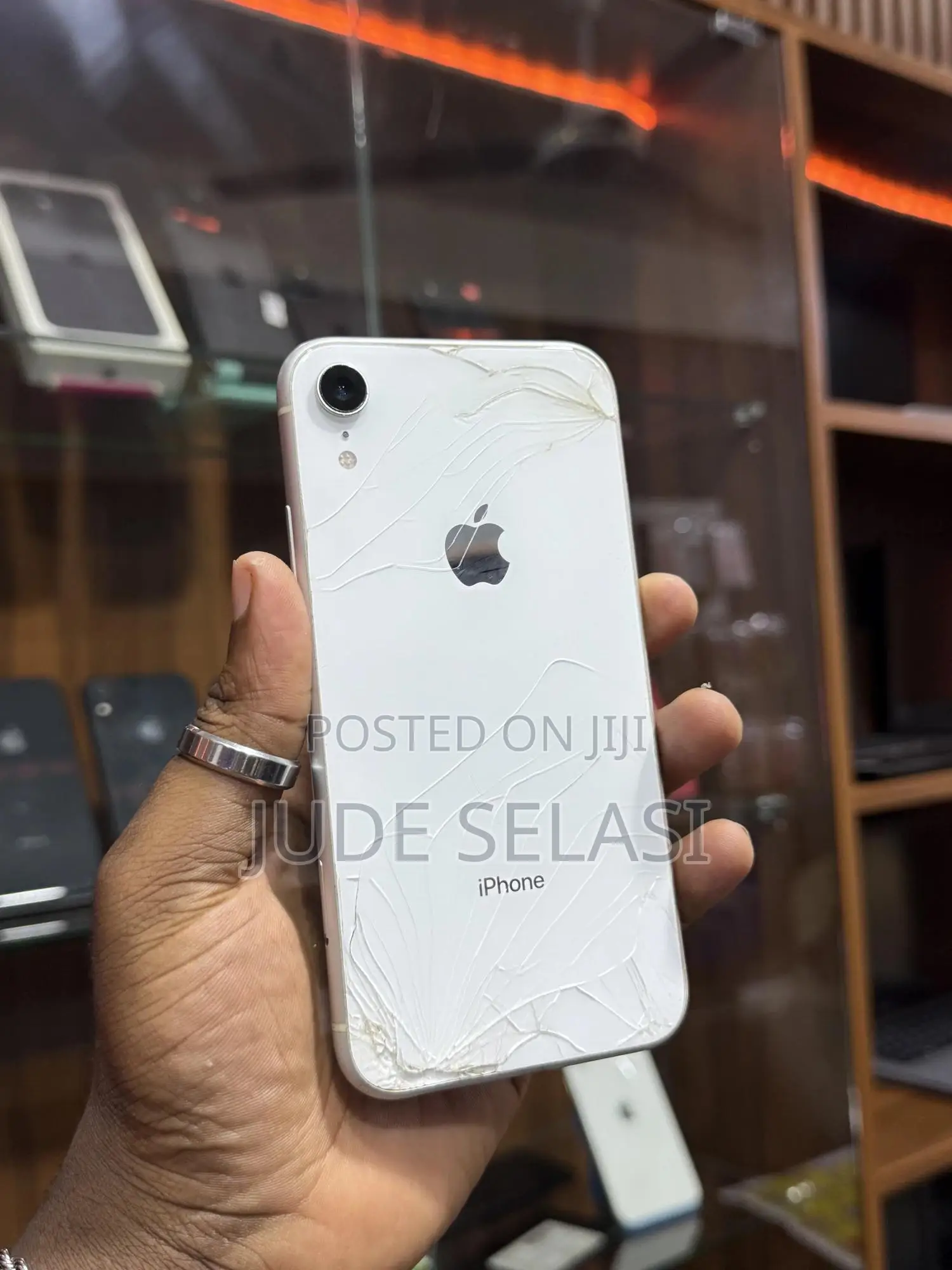 Apple iPhone XR 64 GB White in Cape Coast Metropolitan - Mobile Phones ...