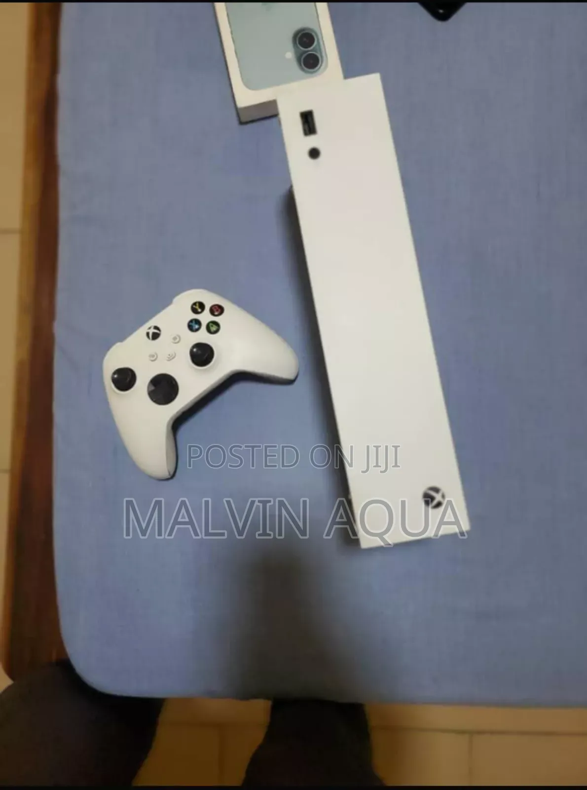 Xbox Series S in Tema Metropolitan - Video Game Consoles, Malvin Aqua ...
