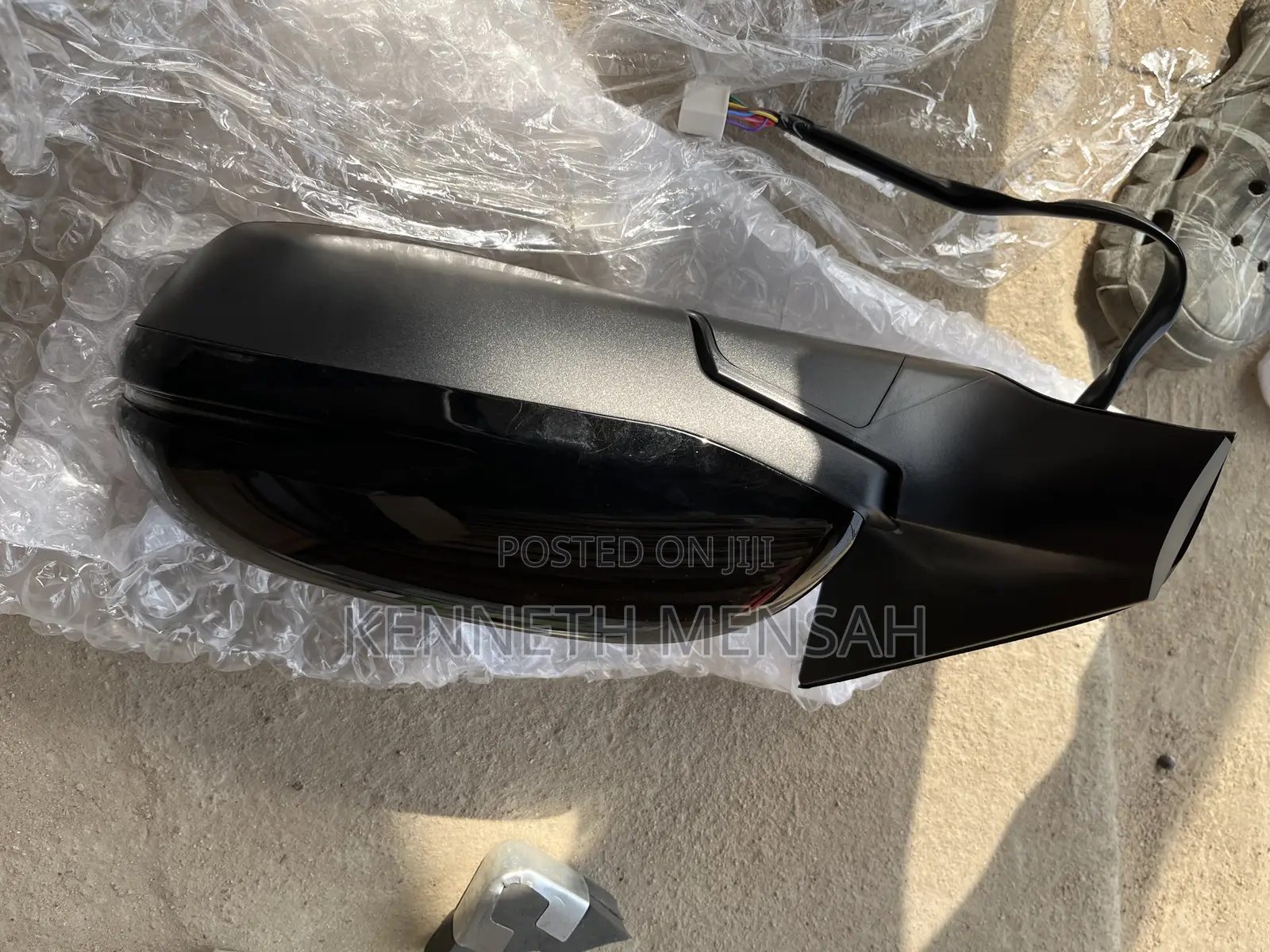 Honda Crv 2017-2022 Mirror With Sensor And Light in Abossey Okai ...
