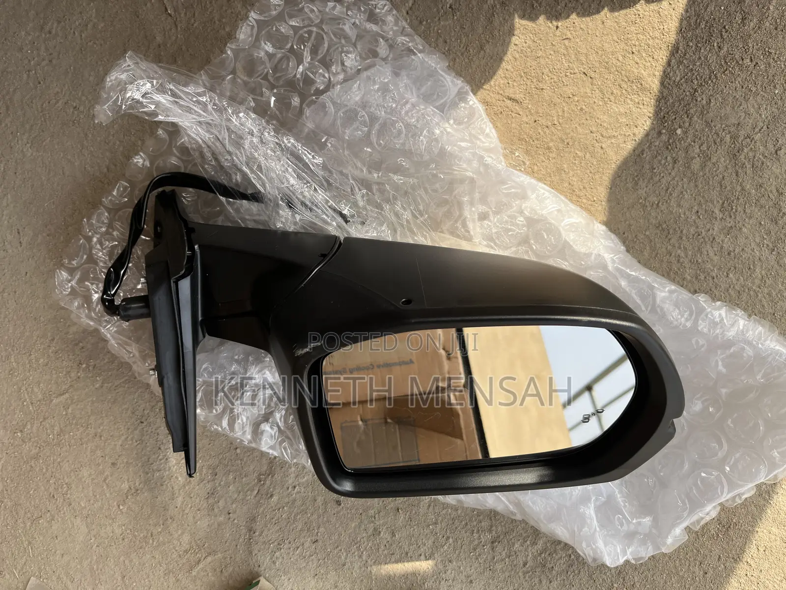 Honda Crv 2017-2022 Mirror With Sensor And Light in Abossey Okai ...