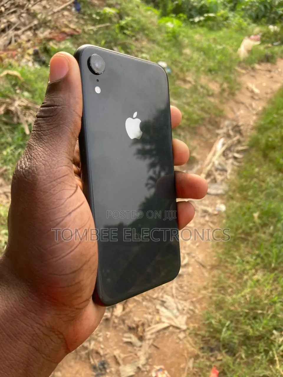 Apple iPhone XR 64 GB Black in Kumasi Metropolitan - Mobile Phones, Mr ...