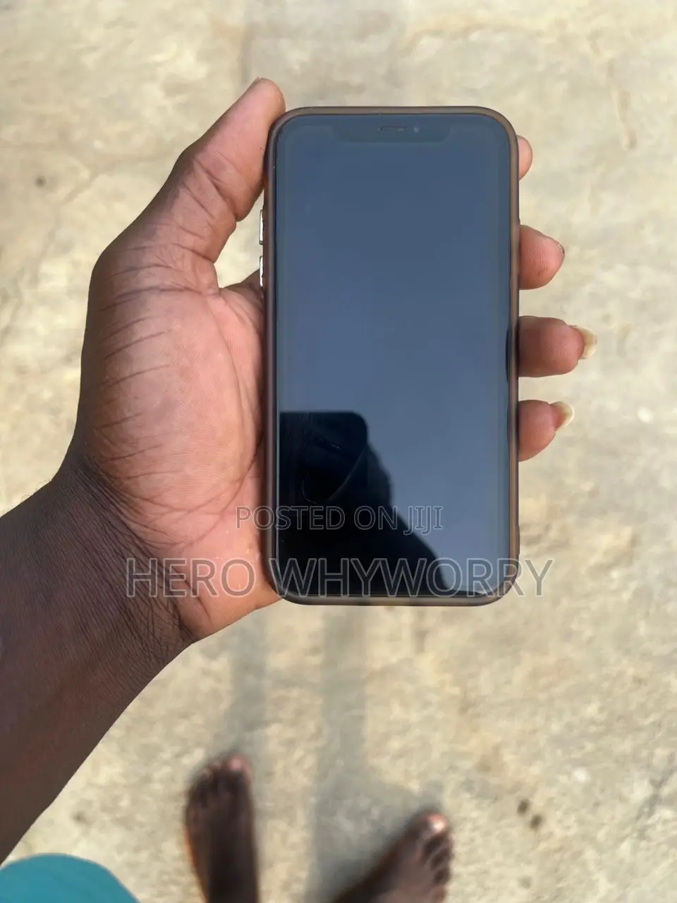 Apple iPhone XR 64 GB White in Adenta - Mobile Phones, Hero Whyworry ...