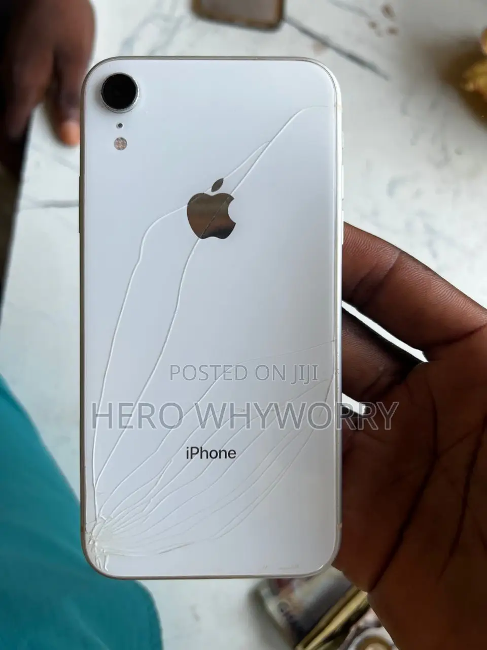 Apple iPhone XR 64 GB White in Adenta - Mobile Phones, Hero Whyworry ...