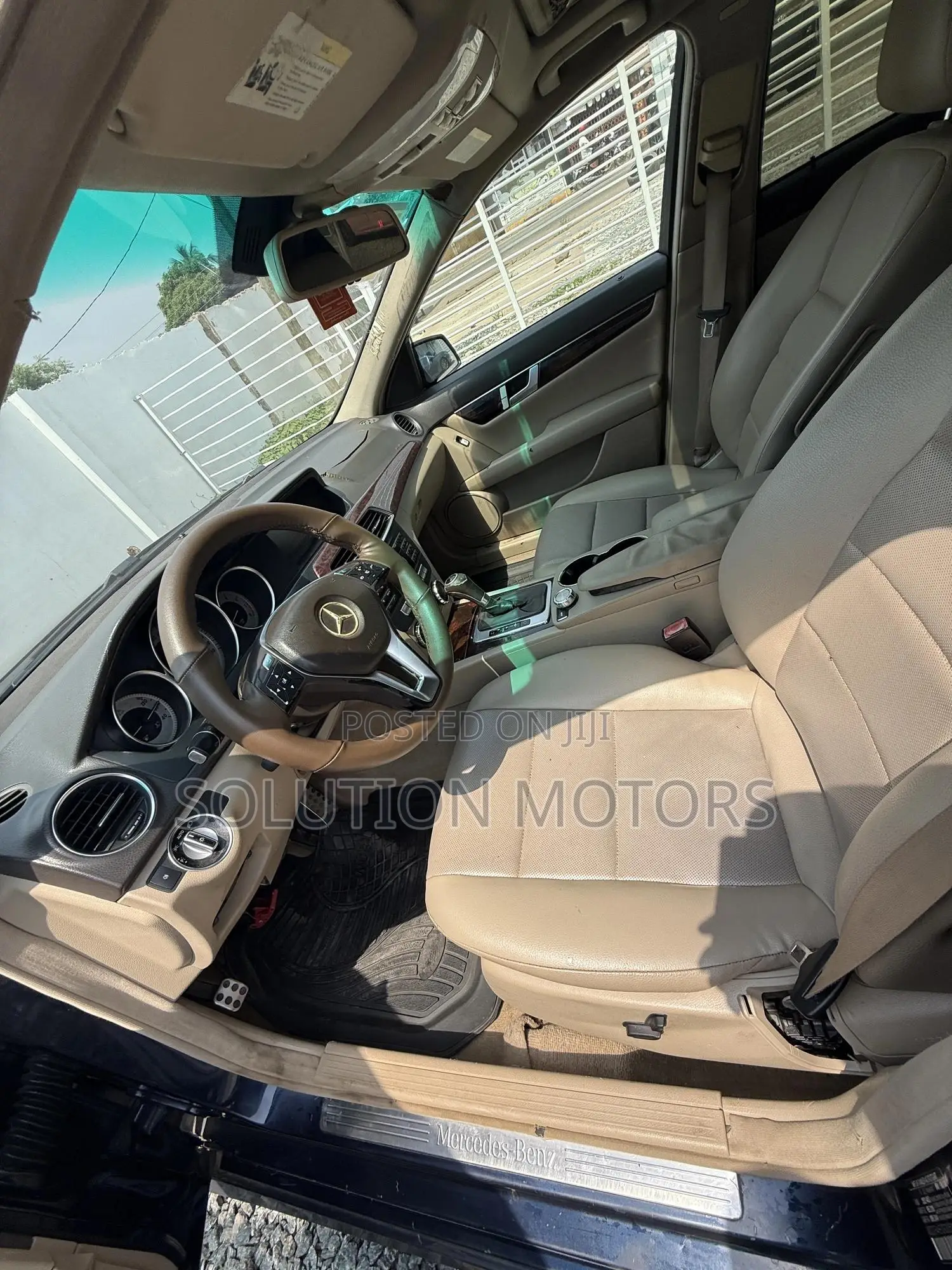 Mercedes-Benz C250 2013 Black in Madina - Cars, Solution Motors | Jiji ...
