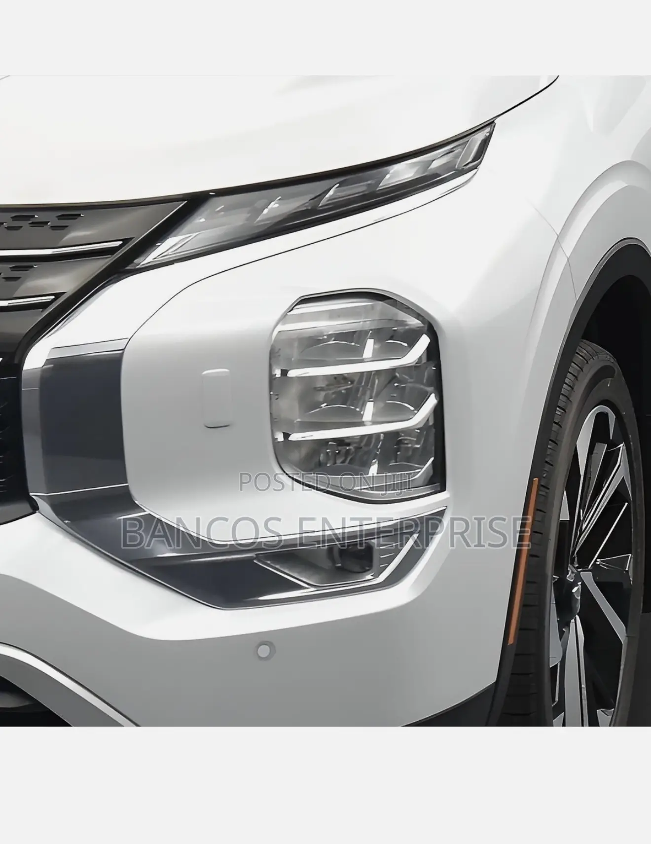 Mitsubishi Outlander 2022-2025 Head Light in Abossey Okai - Vehicle ...