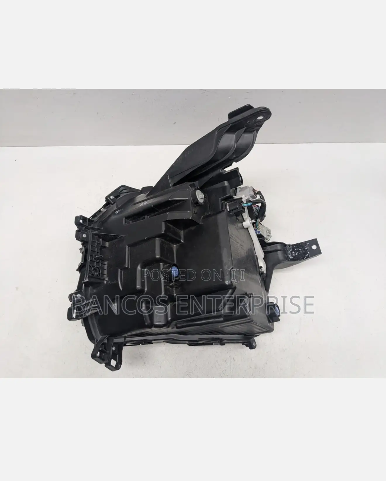 Mitsubishi Outlander 2022-2025 Head Light in Abossey Okai - Vehicle ...