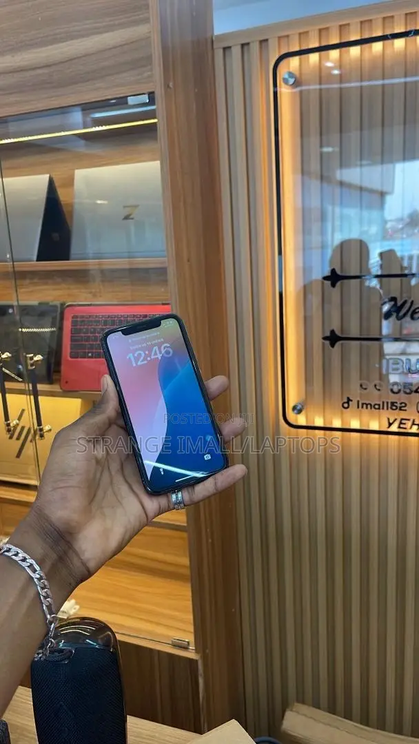 Apple XR 64 GB Black in Circle - Mobile Phones, Strange Strange | Jiji ...