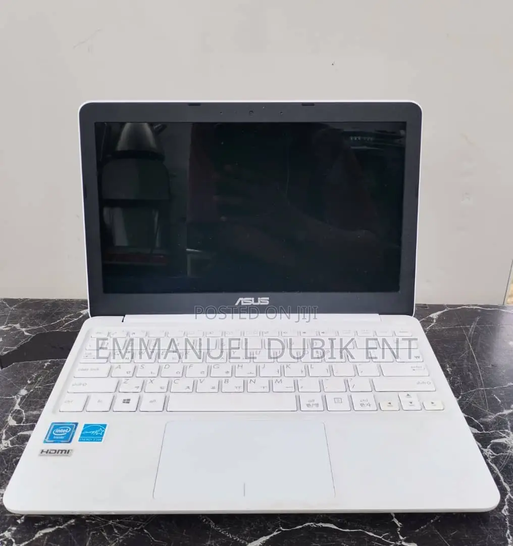 Laptop Apple MacBook Pro 4GB Intel Core i5 SSD 512GB in Tema ...