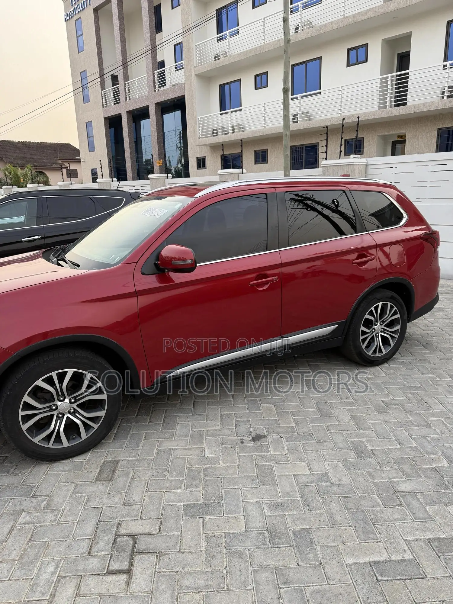 Mitsubishi Outlander 2017 Red in Madina - Cars, Solution Motors | Jiji ...