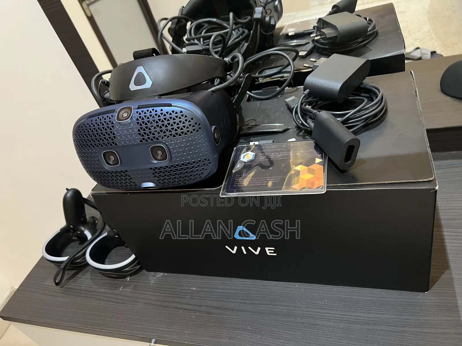 HTC Vive Cosmos Vr Headset-Open Box-Complete Set W/ Controllers Cables ...