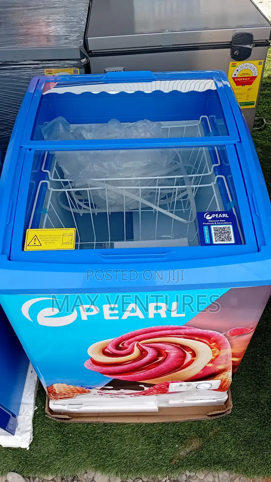 Ice-Cream Chest Freezer 158l for Ice Cream Sales. Display Freezer for ...
