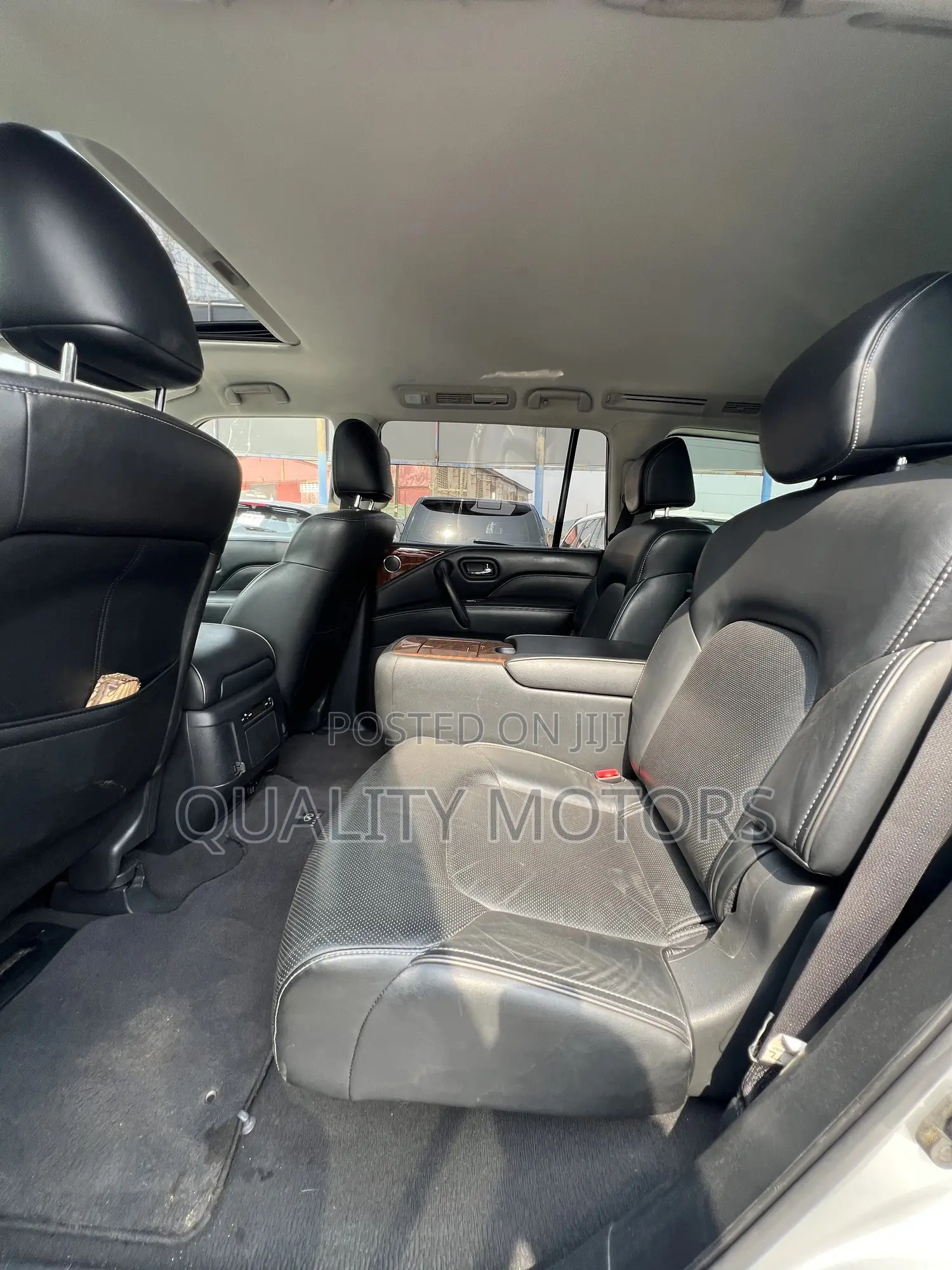 Infiniti QX80 2018 Silver in Spintex - Cars, Quality Motors | Jiji.com.gh
