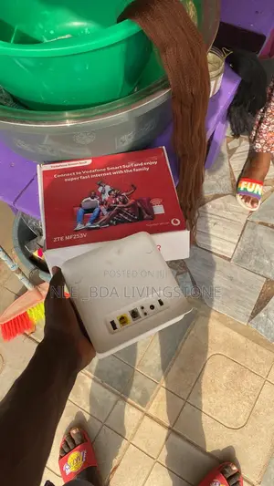 Router/Wifi in Circle - Networking Products, Nle _bda Livingstone ...