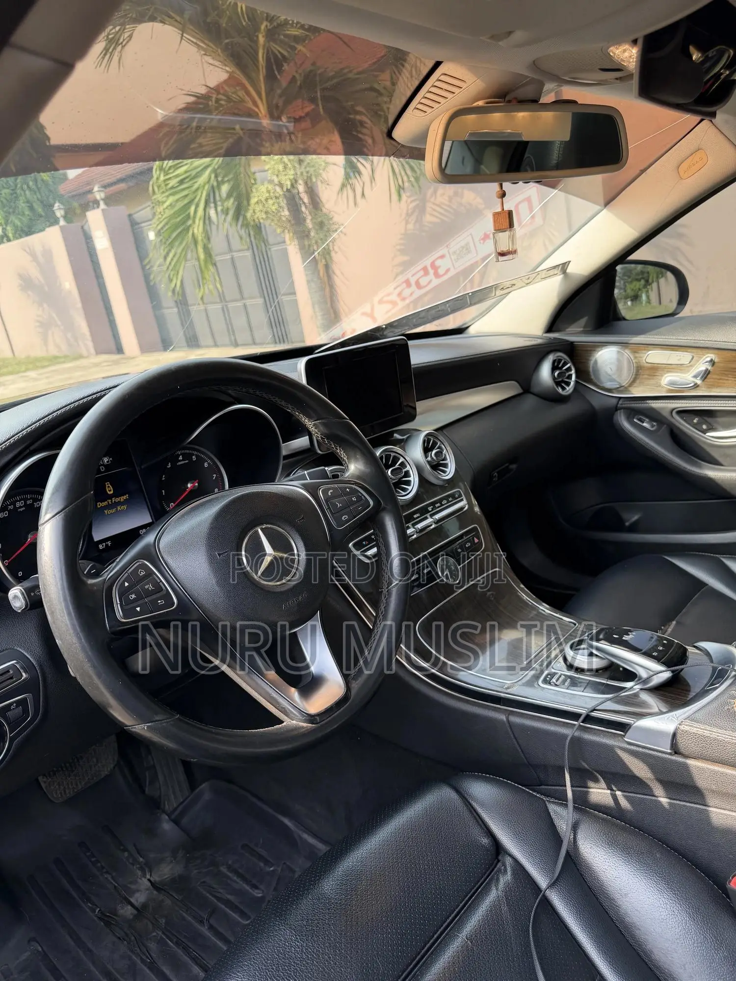 Mercedes-Benz C300 Sport 4Matic Sedan AWD (2.0L 4cyll 7A) 2016 Black in ...