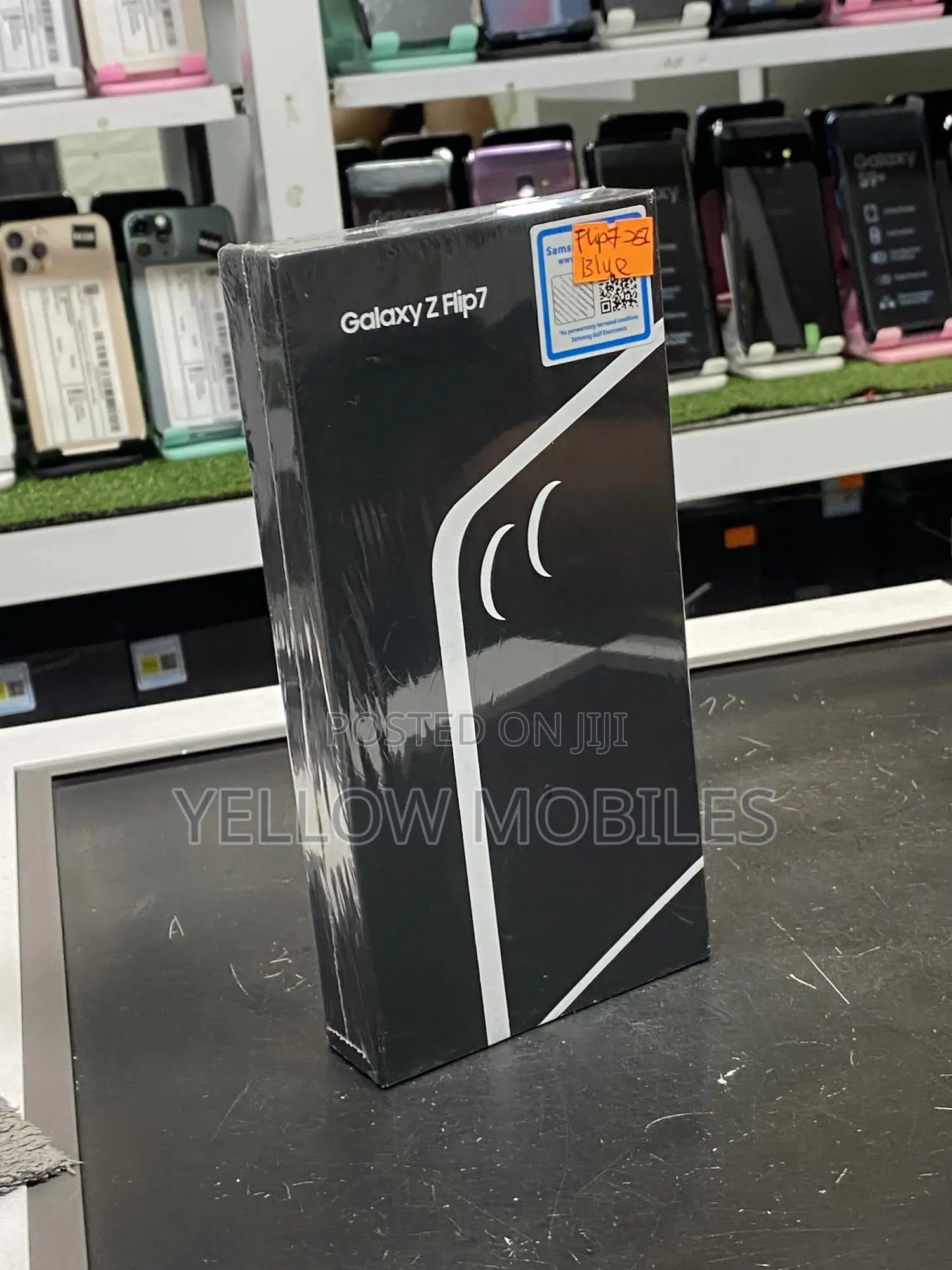 New Samsung Galaxy Z Flip7 256 GB Blue in Accra Metropolitan - Mobile ...