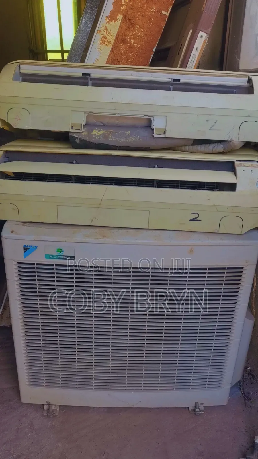 1.5 Daikin Inventor Single Outdoor, Double Indoor Split Ac in Agbogba ...
