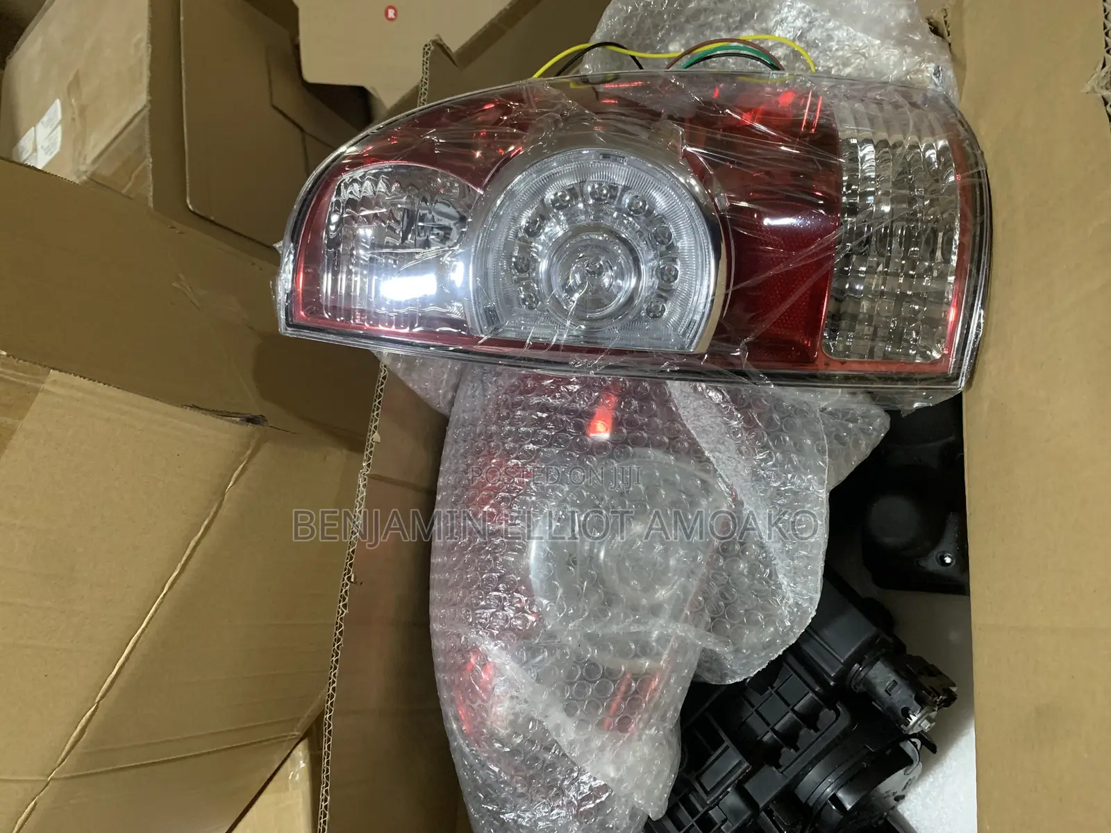 Toyota Tacoma 2009-2012 Taillights in Abossey Okai - Vehicle Parts ...