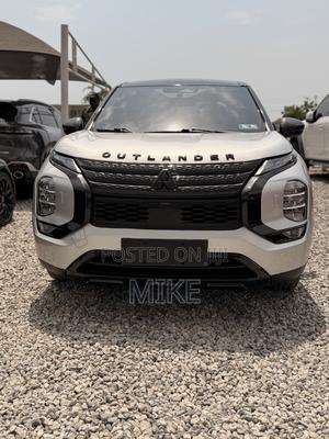 Mitsubishi Outlander SE Special Edition 2023 Silver in Odorkor - Cars ...