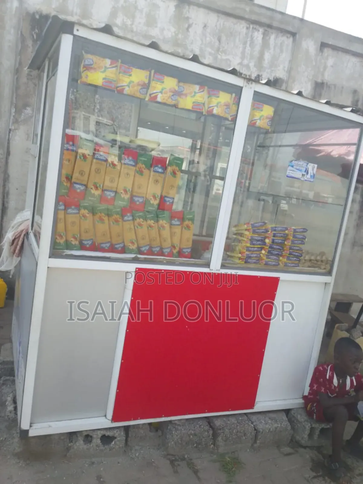 Food Joint Container in Circle - Retail & Store Equipment, Isaiah ...