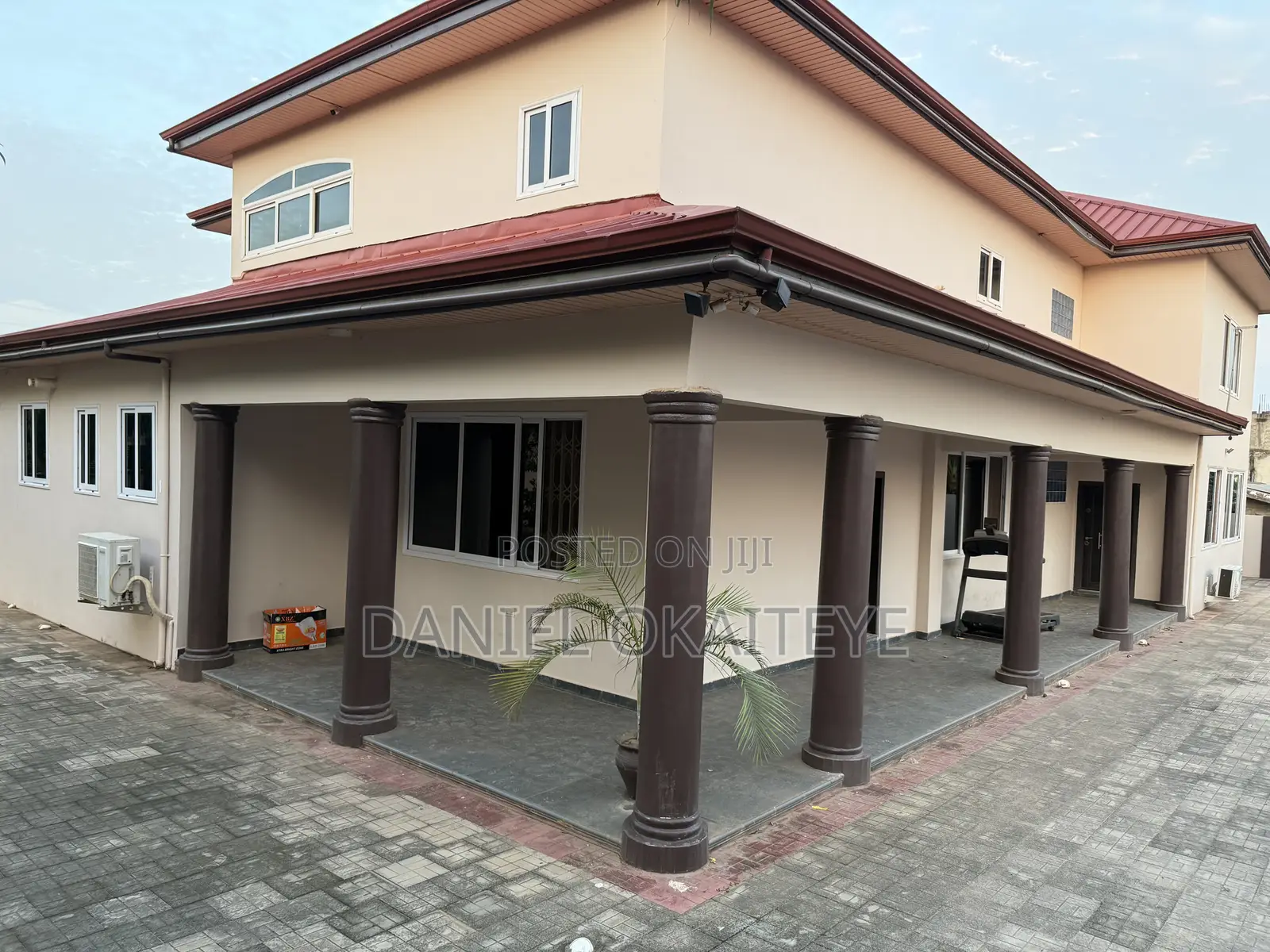 Furnished 5bdrm Mansion in Valley View Area for sale in Valley View ...