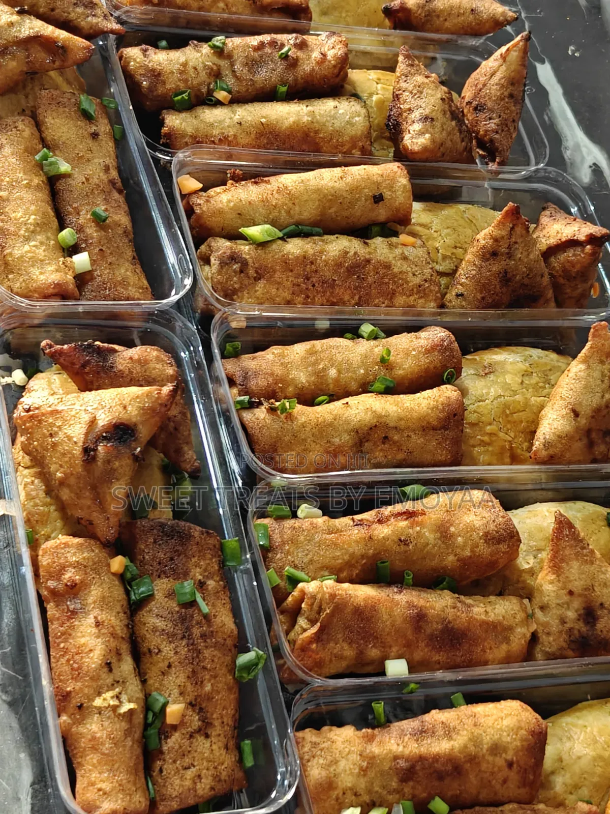 Meat Pie, Springrolls And Samosa in Accra Metropolitan - Party ...