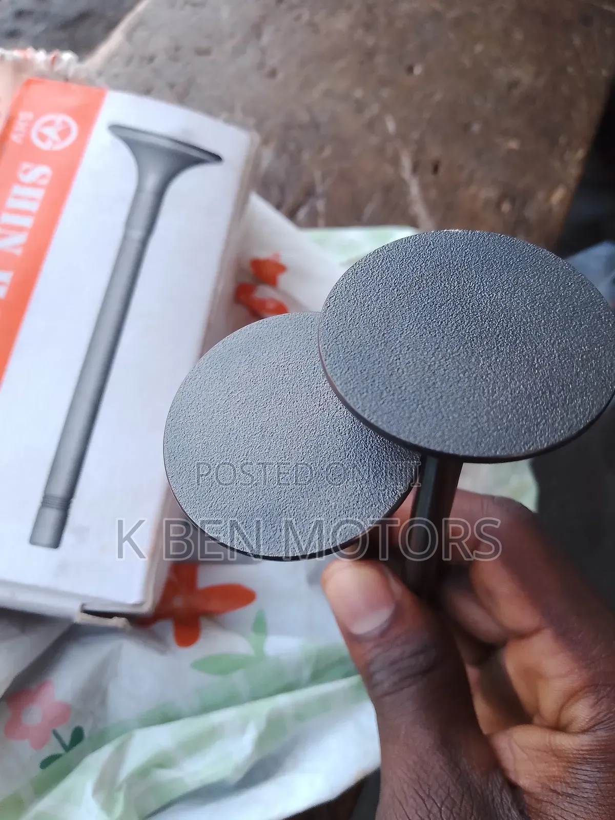 All Kinds of Engine Valves in Abossey Okai - Vehicle Parts ...