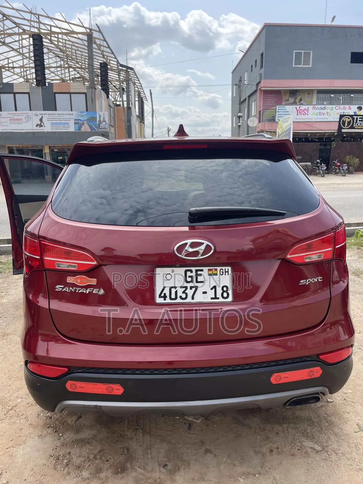 Hyundai Santa Fe 2015 Red for sale - T.A Autos Price: GH₵ 152,000 on ...
