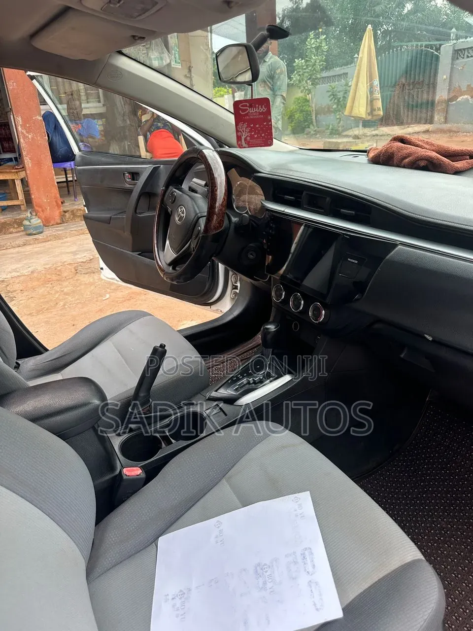 Toyota Corolla LE 4dr Sedan (1.8L 4cyl CVT) 2015 White for sale - Sadik ...