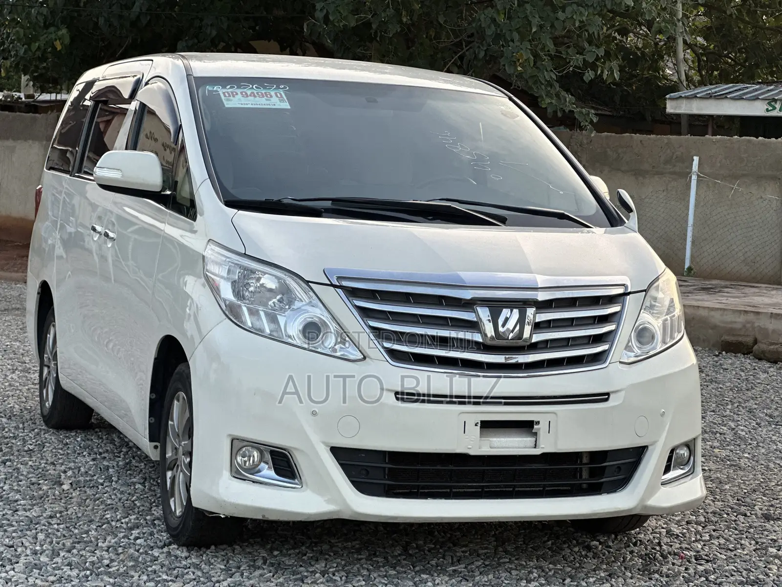 Toyota Alphard 2013 White for sale - Price: GH₵ 245,000 on Jiji.com.gh ...