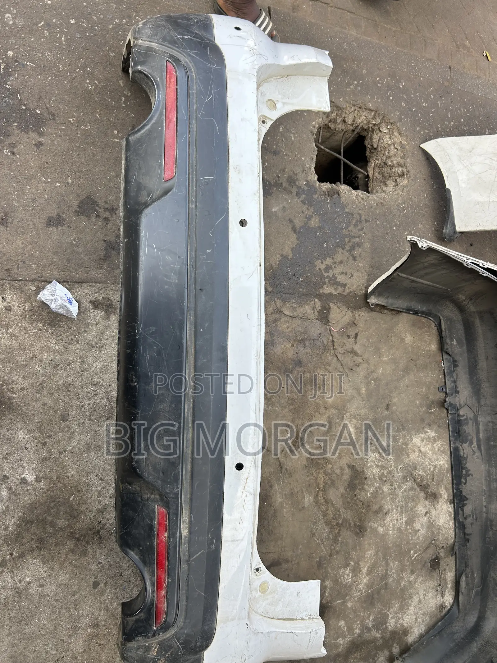 Ford Explorer 2019 Back Bumper Complete for sale - Big Morgan Price: GH ...