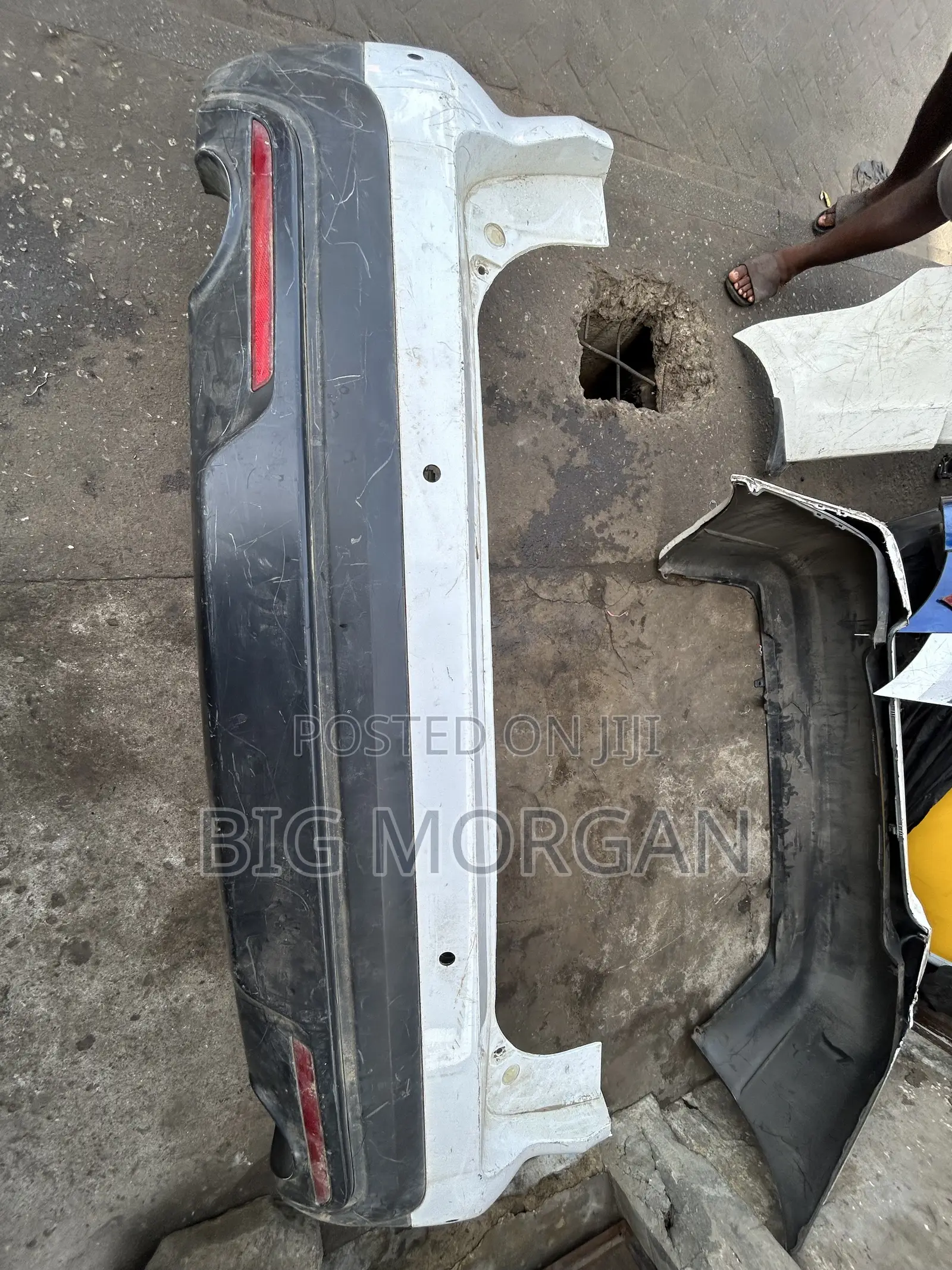 Ford Explorer 2019 Back Bumper Complete for sale - Big Morgan Price: GH ...