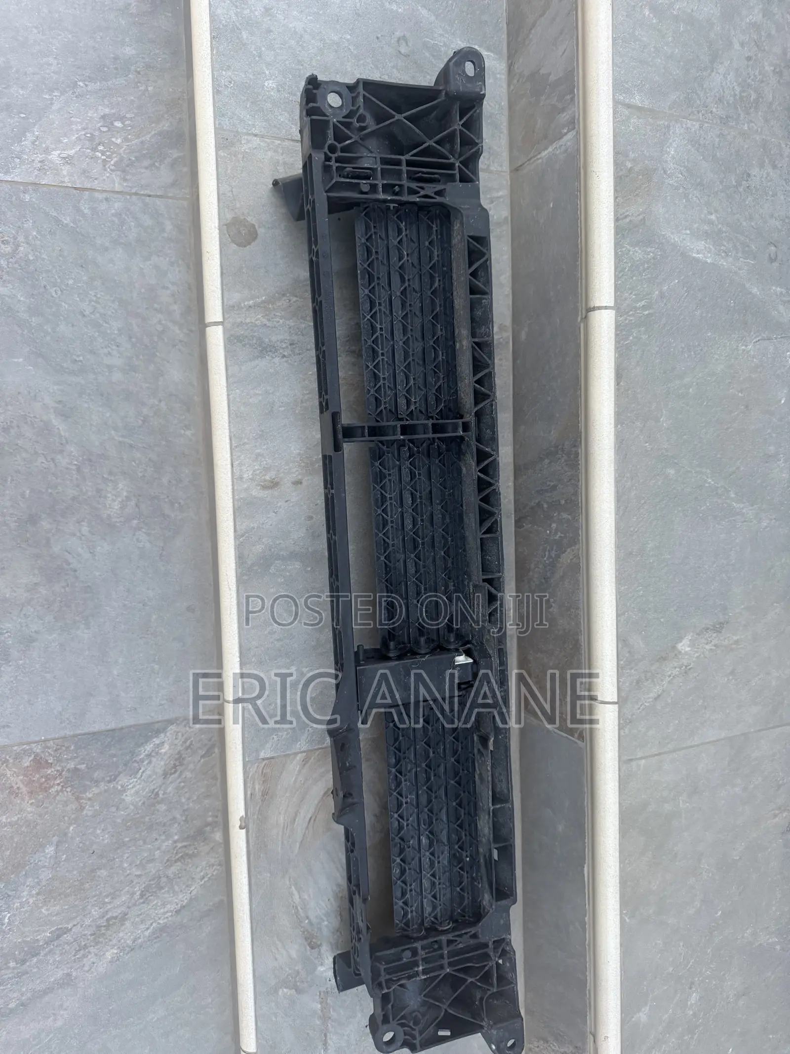 Shutter Grill for Honda CRV 2023 Up to 2026 for sale - Eric Anane Price ...