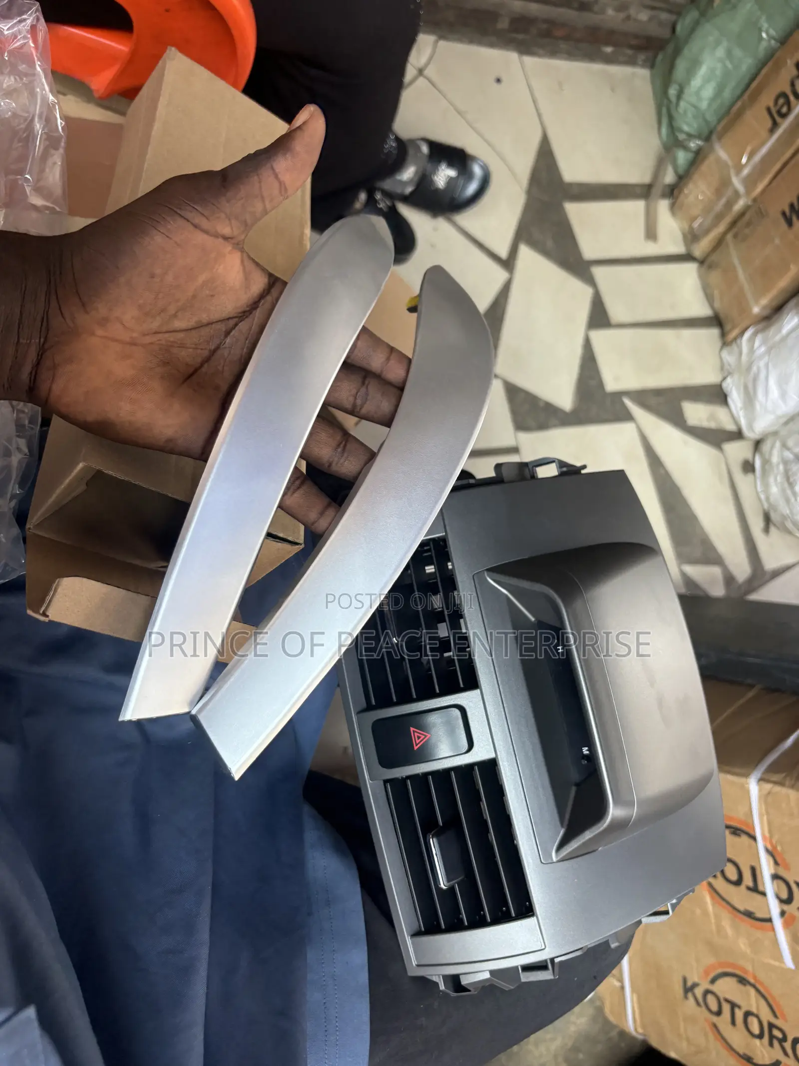 Corolla 2013 Top Dashboard Console, Tape Side Trim and Ac Blower ...