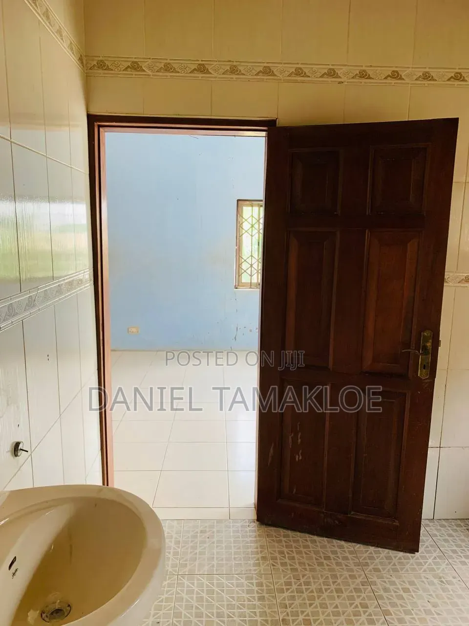 5bdrm House in Daniel Tamakloe, Boi for sale - Price: GH₵ 900,000 on ...