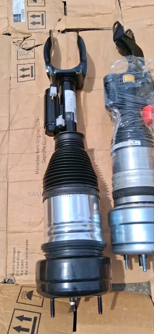 Mercedes-Benz Airmatic Air Suspension Strut 213 167 - Price: GH₵ 22,000 ...