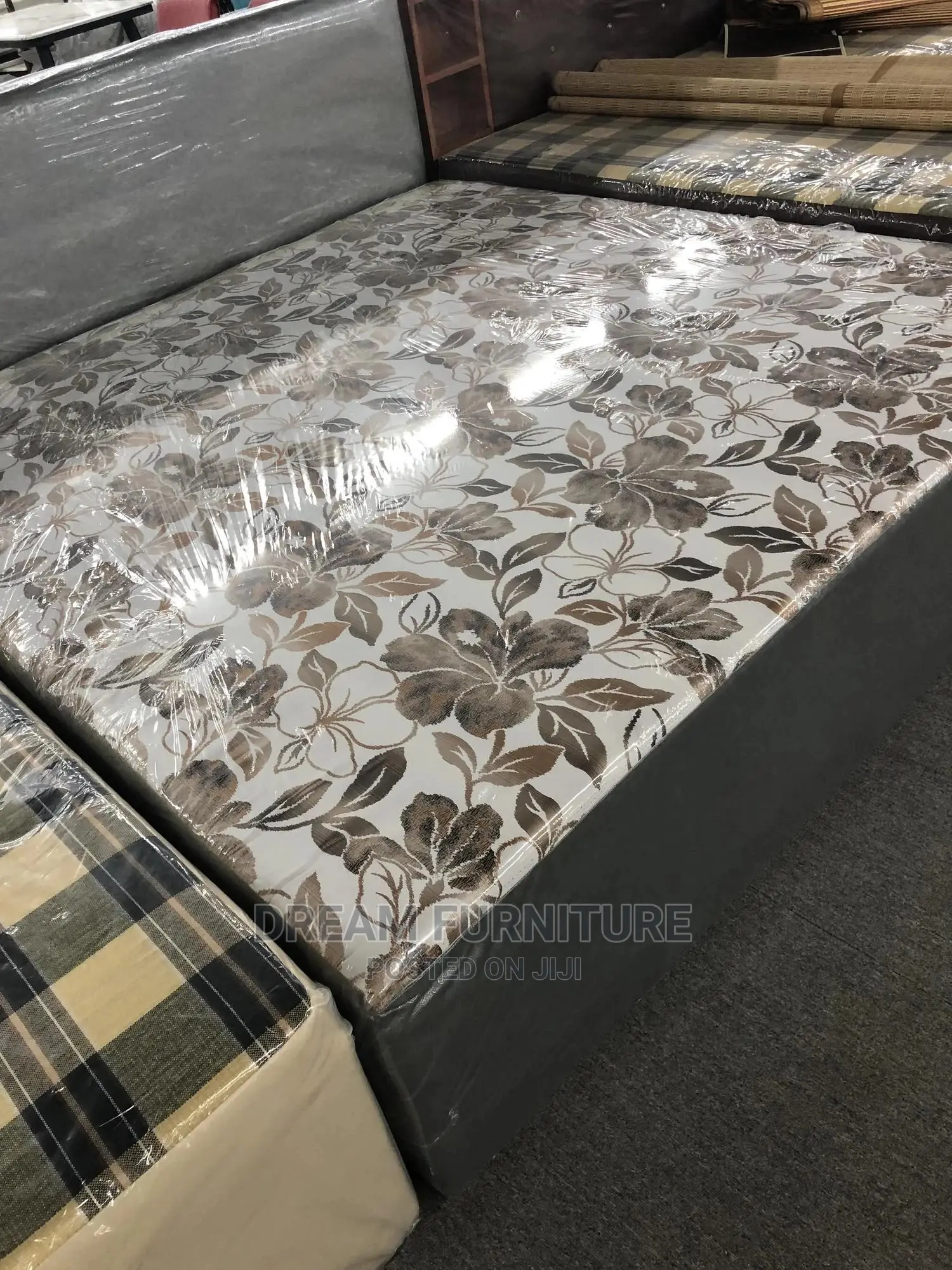 Inbuilt Bed With Mattress in Accra Metropolitan - Furniture, Amponsah ...